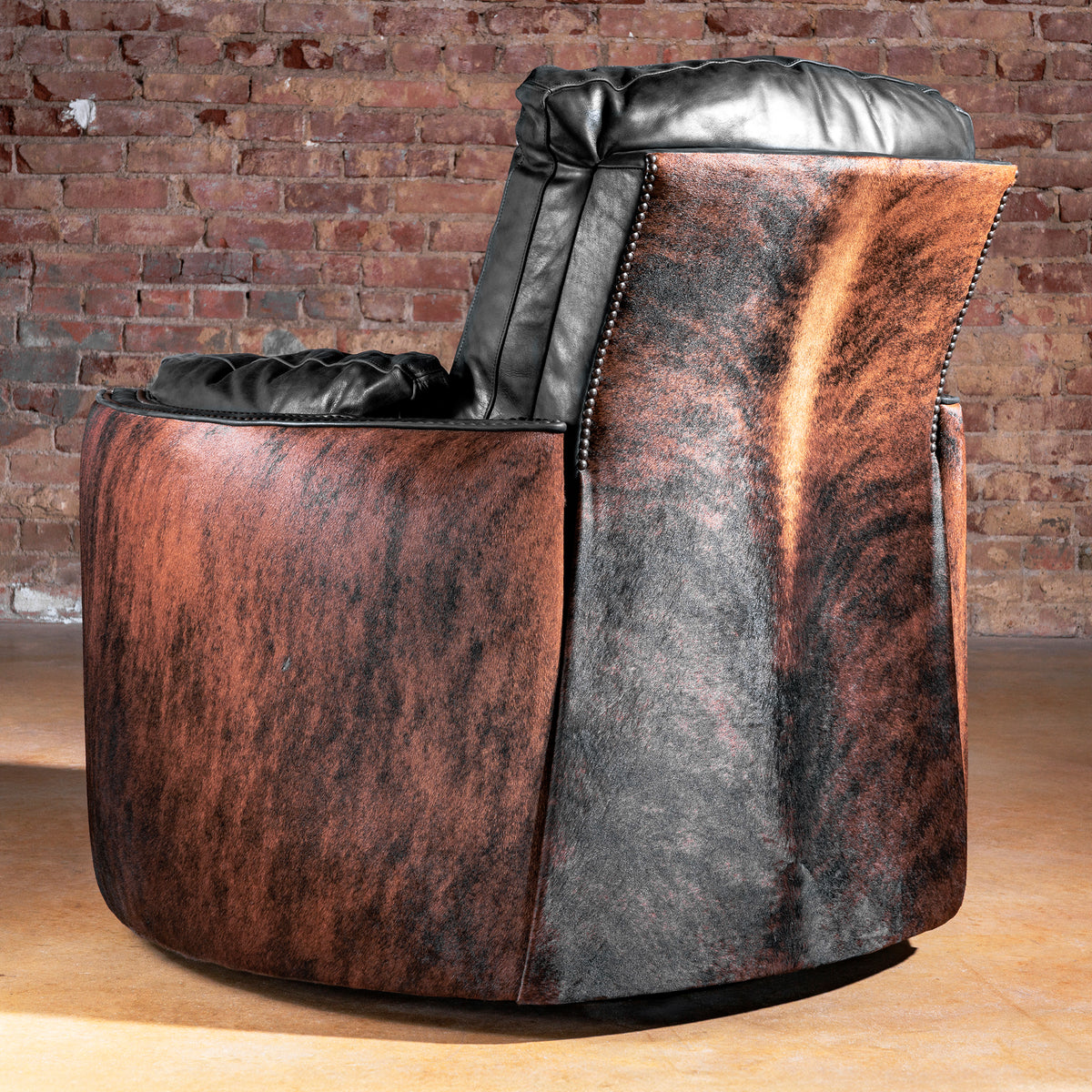 Rio Lobo Brindle Cuddler Recliner | Luxury Western Leather Chair – Into ...